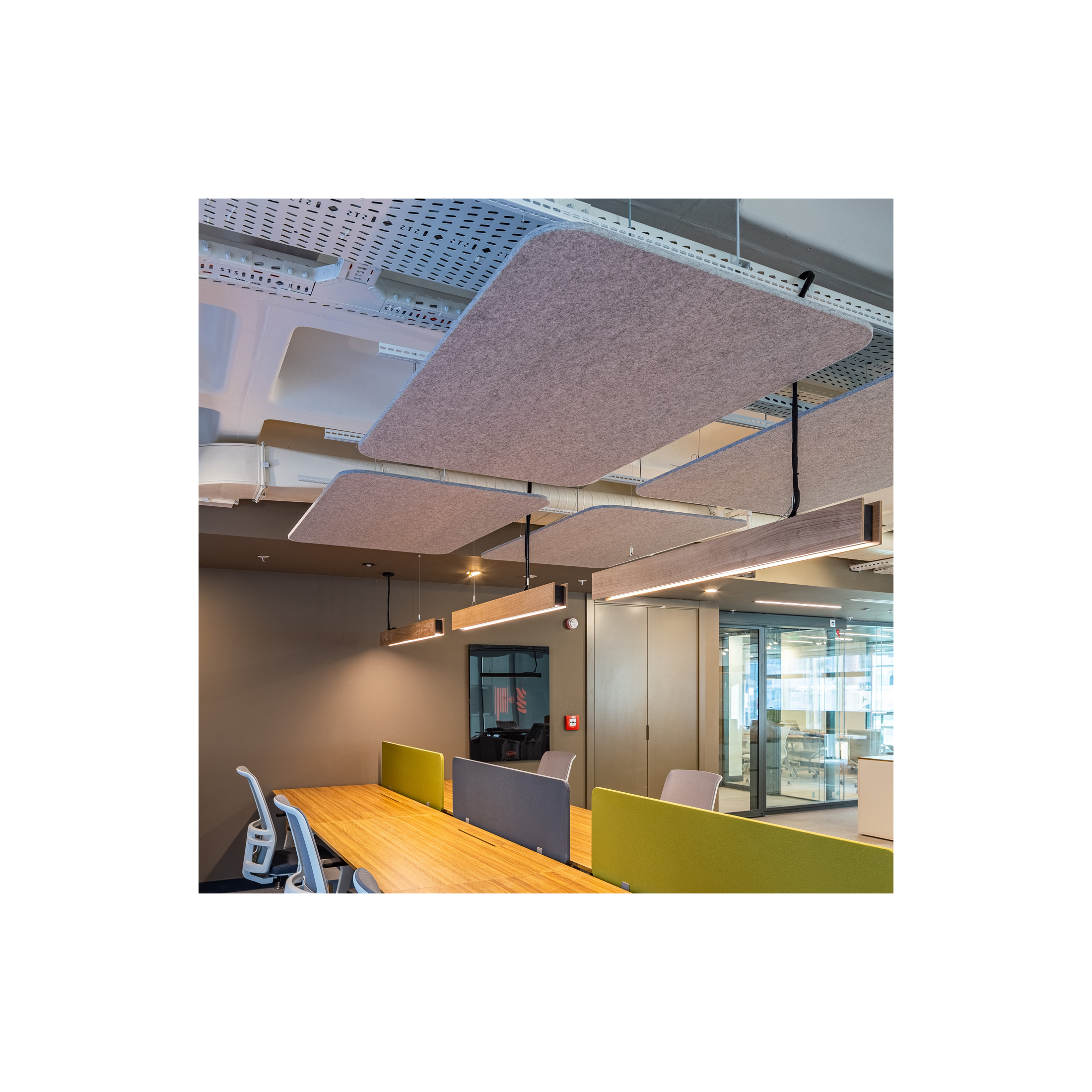 Flat Cloud - MCONTRAST